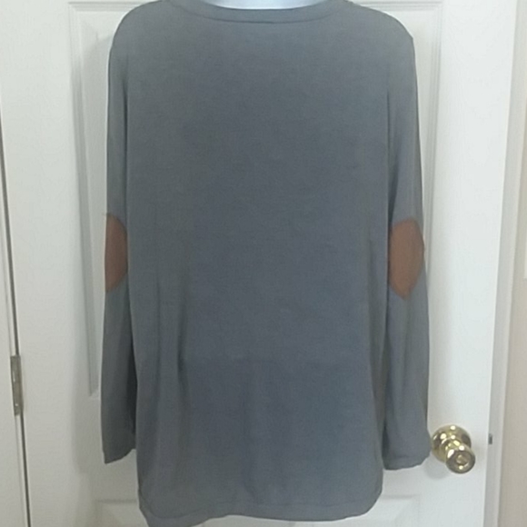 Maria Gabrrielle | Tops | Maria Gabrielle Gray Shirt Elbow Patches ...